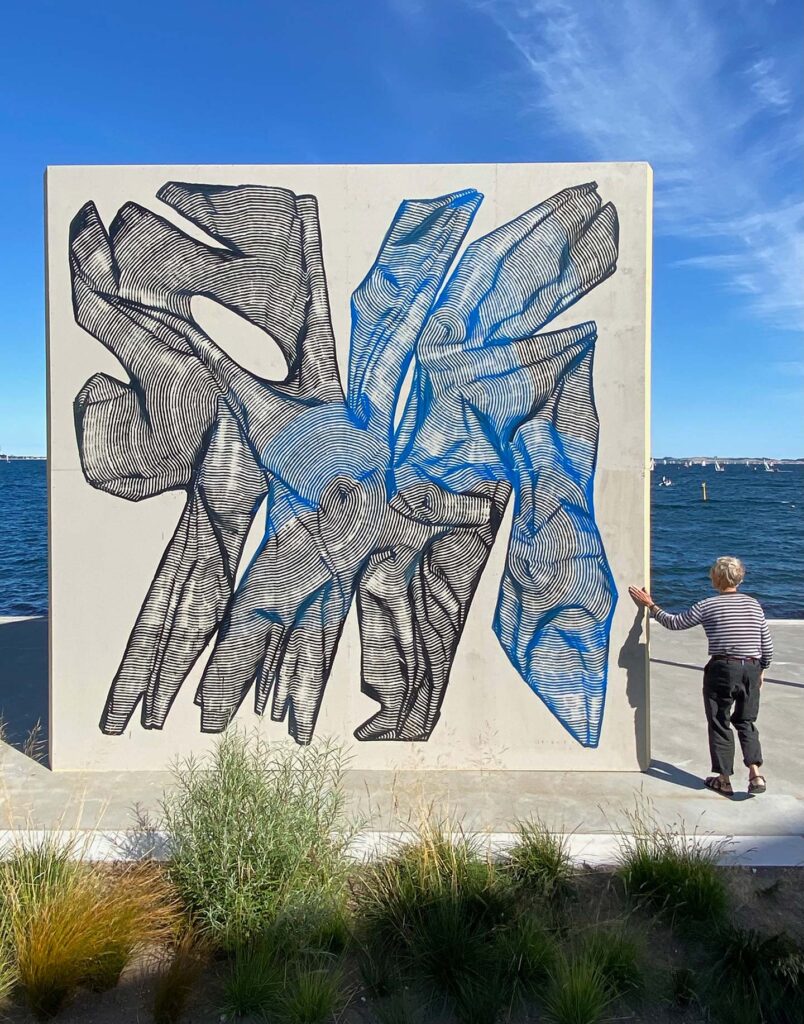 manuel skirl – when a dancer becomes a dance